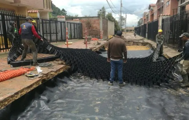 Construcción de muros en tierra armada - Impersintéticos